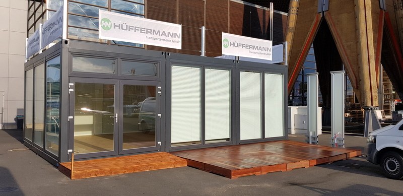 Messecontainer für Spedtion Hüffermann zur IAA Nutzfahrzeuge Messe Hannover